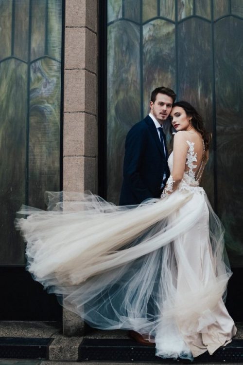 16 Incredible Wedding Photos (& How to Recreate Them)