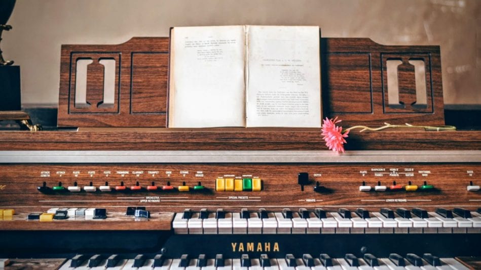 The Best Organ Wedding Music [Songs + Playlists] | TopWeddingSites.com